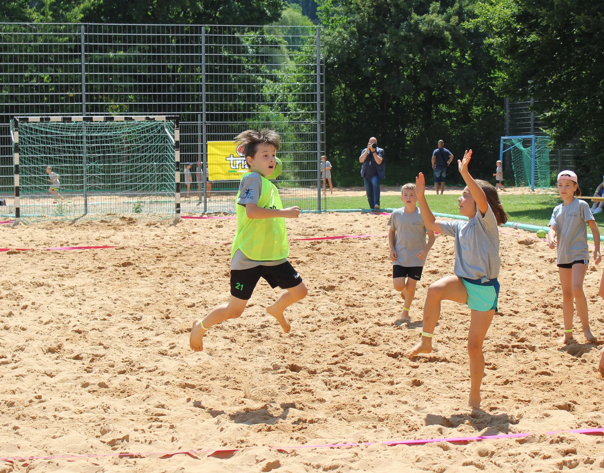 Time for mini beach handball in next EHF webinar